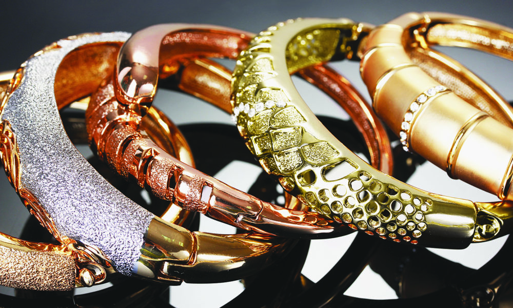 Shades of gold: a spectrum of colors - Royal Examiner