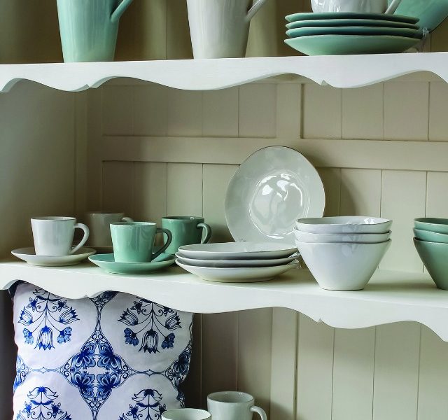 Four ways to display your decorative dishware - Royal Examiner
