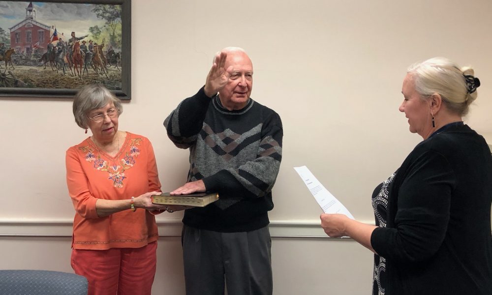 Eugene Tewalt sworn in as Mayor of Front Royal - Royal Examiner