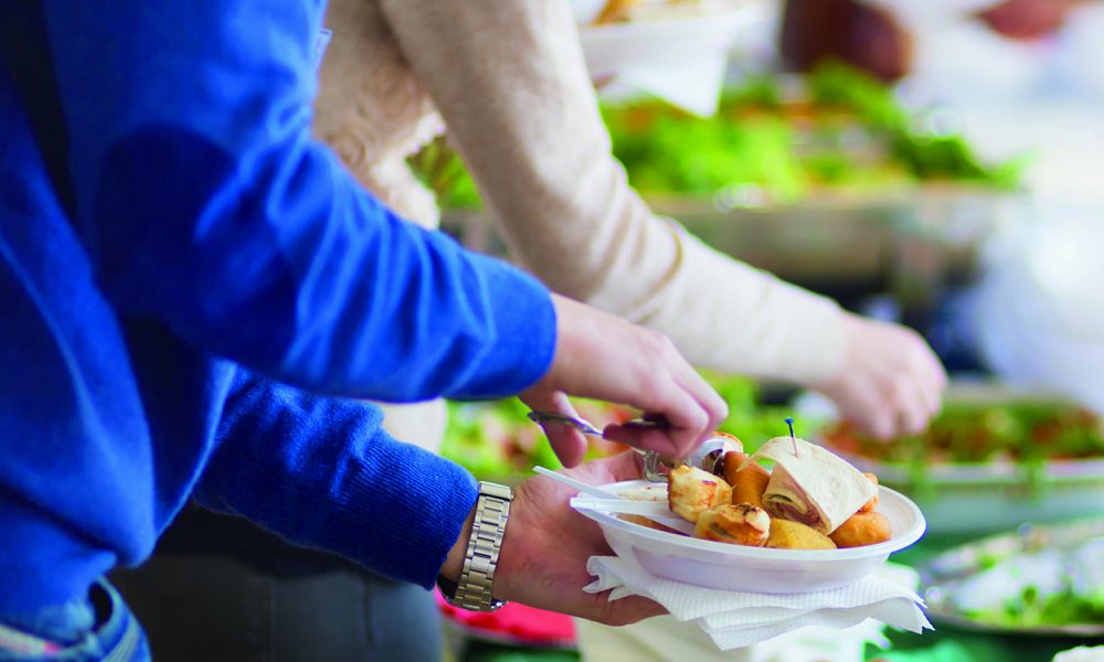 4 tips for serving a sanitary buffet - Royal Examiner