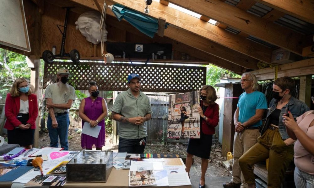 Governor Northam announces artifacts for new time capsule - Royal Examiner