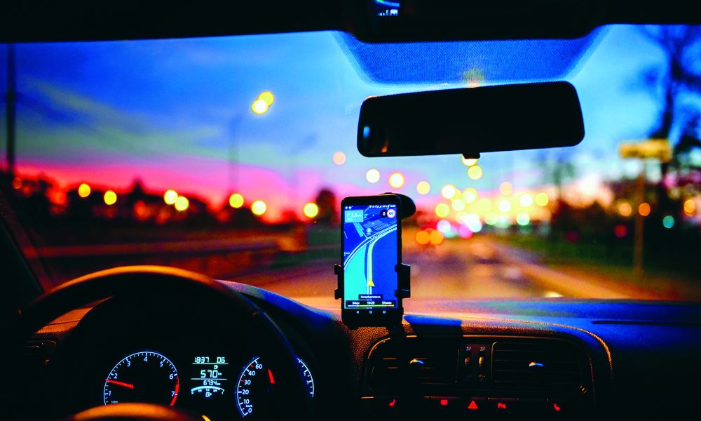 Distracted driving and the use of electronic devices - Royal Examiner