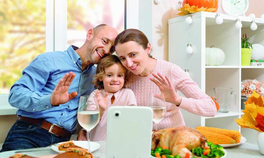 Three tips for celebrating Thanksgiving without family - Royal Examiner