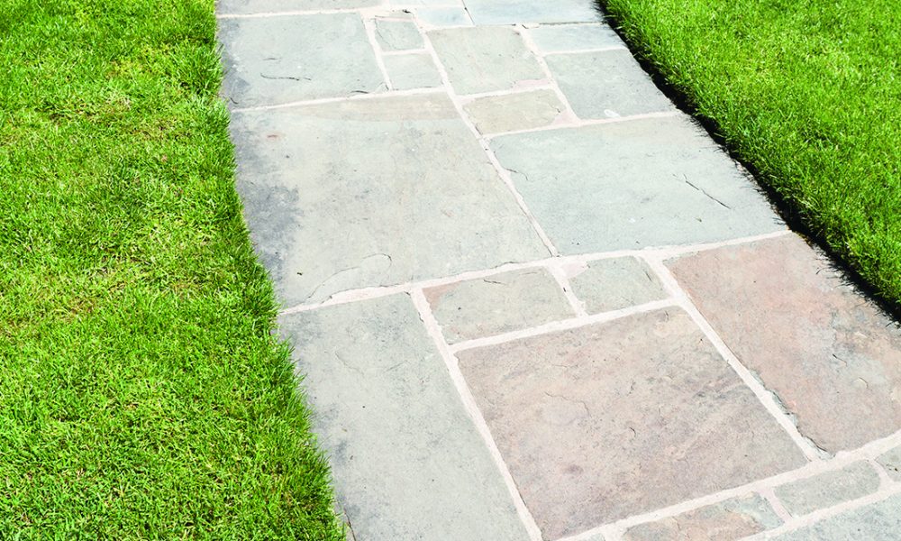 5 popular walkway materials - Royal Examiner