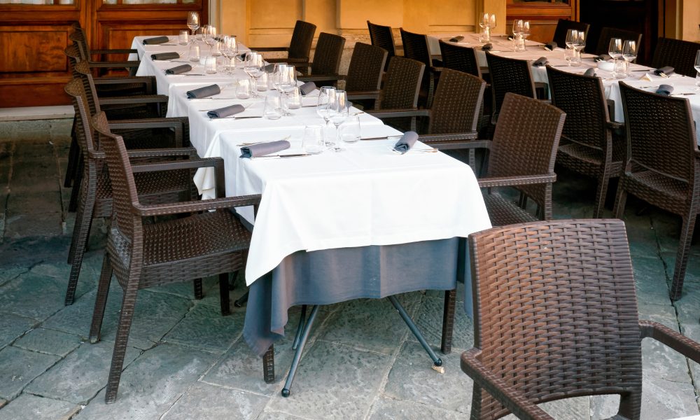 The Return of Communal Tables: A Revival of Tradition in Modern Dining ...