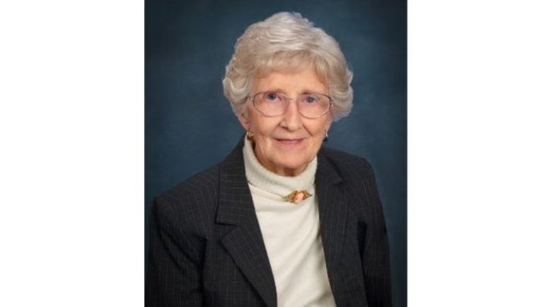 Lelia Lavenia Athey Mauck (1931 – 2024) - Royal Examiner