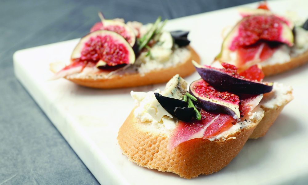 Fig and Prosciutto Canapés - Royal Examiner